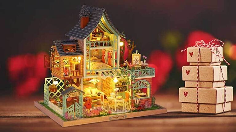 Kirsten’s Jungle Resort Cottage DIY Miniature Dollhouse - CraftDIYKit